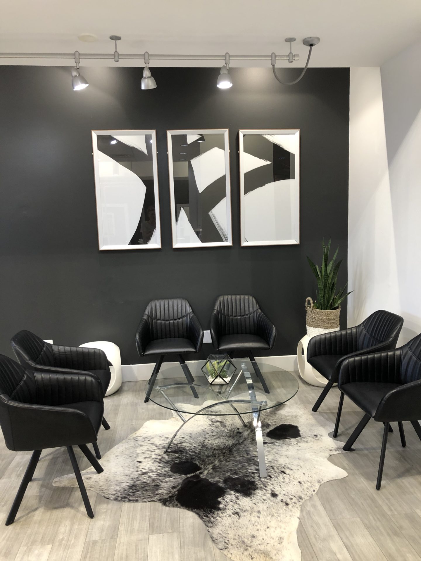 Locations | Salon Blu